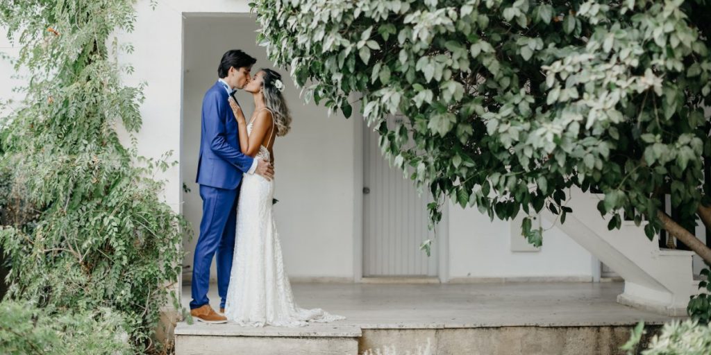 How to Plan a Weekday Wedding: Friday | DIY Guide and Tips