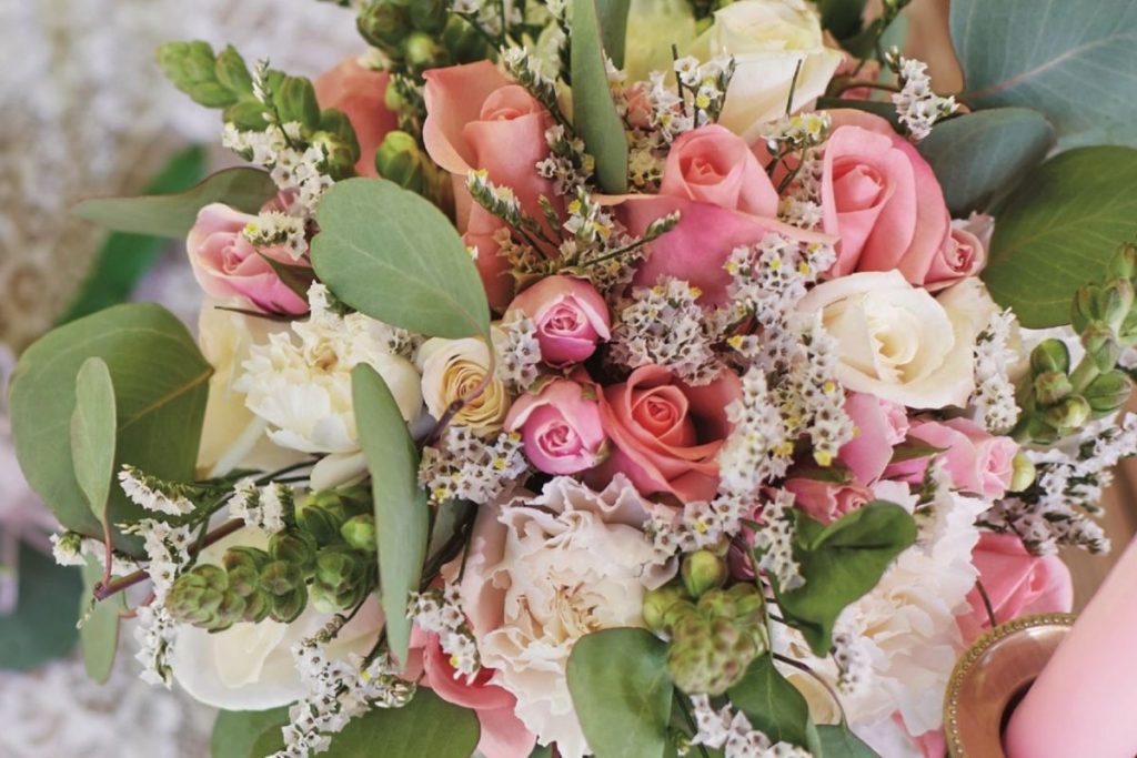 Pre-arranged Wedding Flower Designs (budget-friendly and affordable)