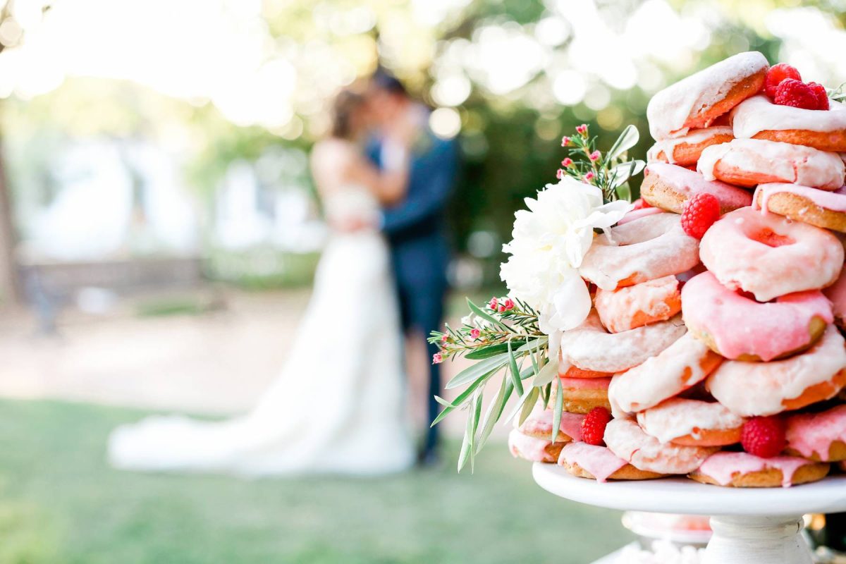 Cocktail Style Wedding Reception: How To | Easy + Quick Tips