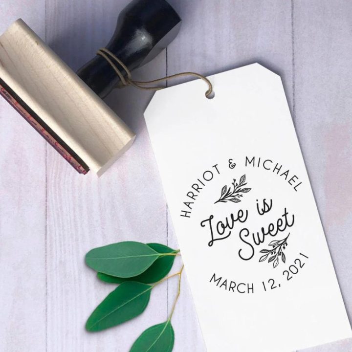 Custom Wedding Stamps You'll Love | Elegant | Affordable | Pretty