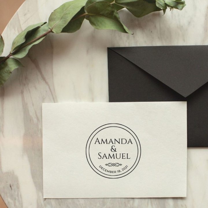 Custom Wedding Stamps You'll Love | Elegant | Affordable | Pretty
